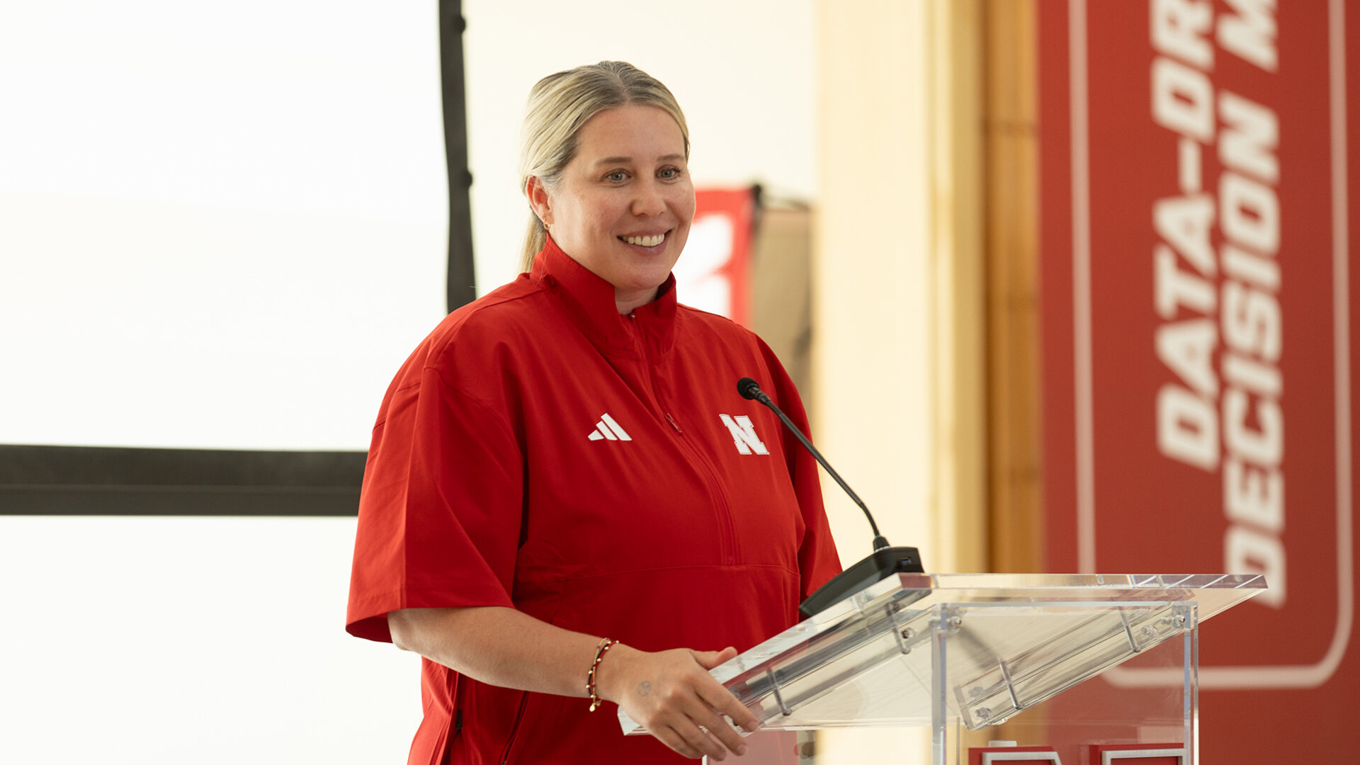 Busboom Kelly Headlines College of Business Partnership Summit Luncheon ...