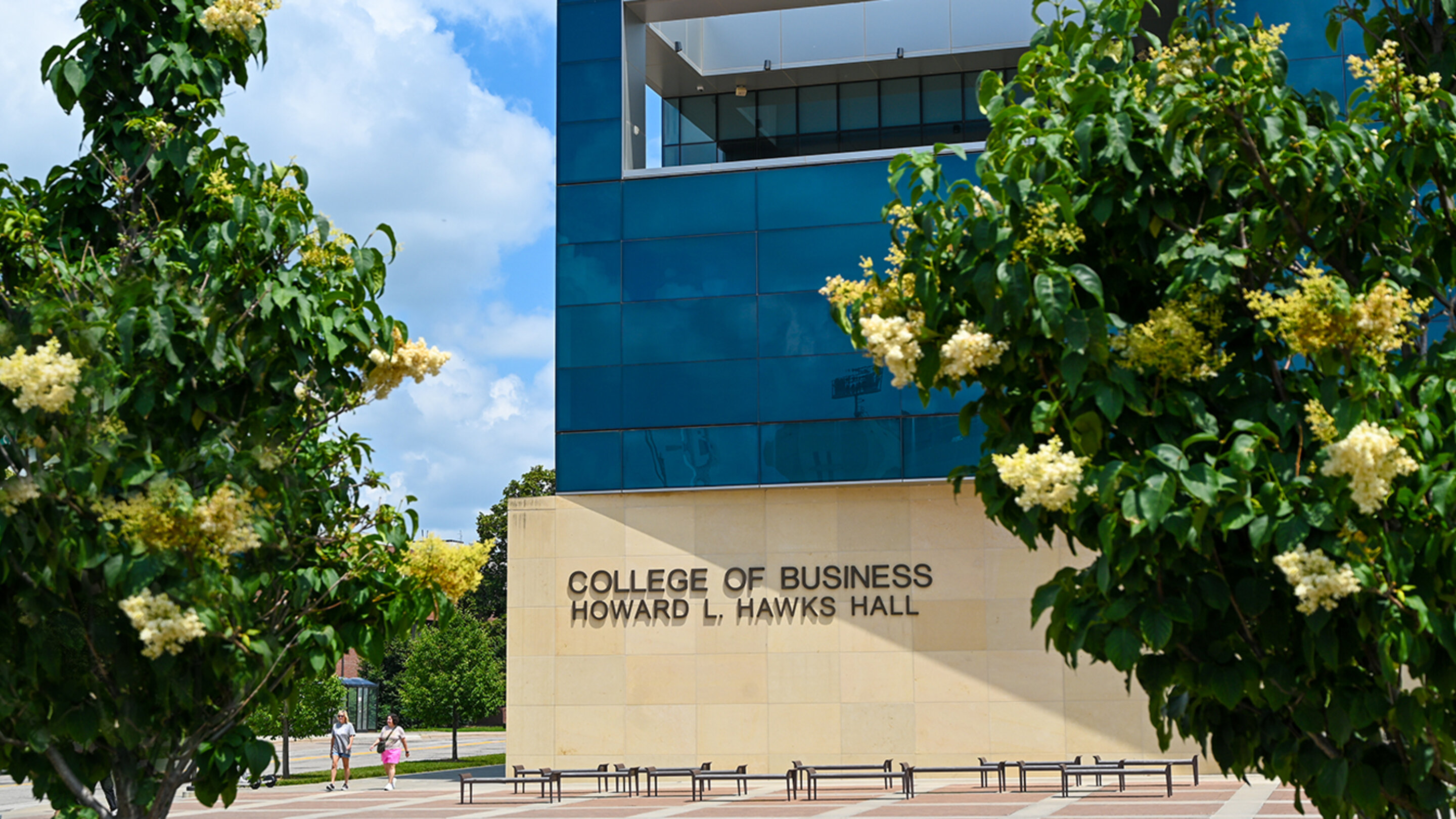 College Honors 11 Employees For Teaching, Research and Service ...
