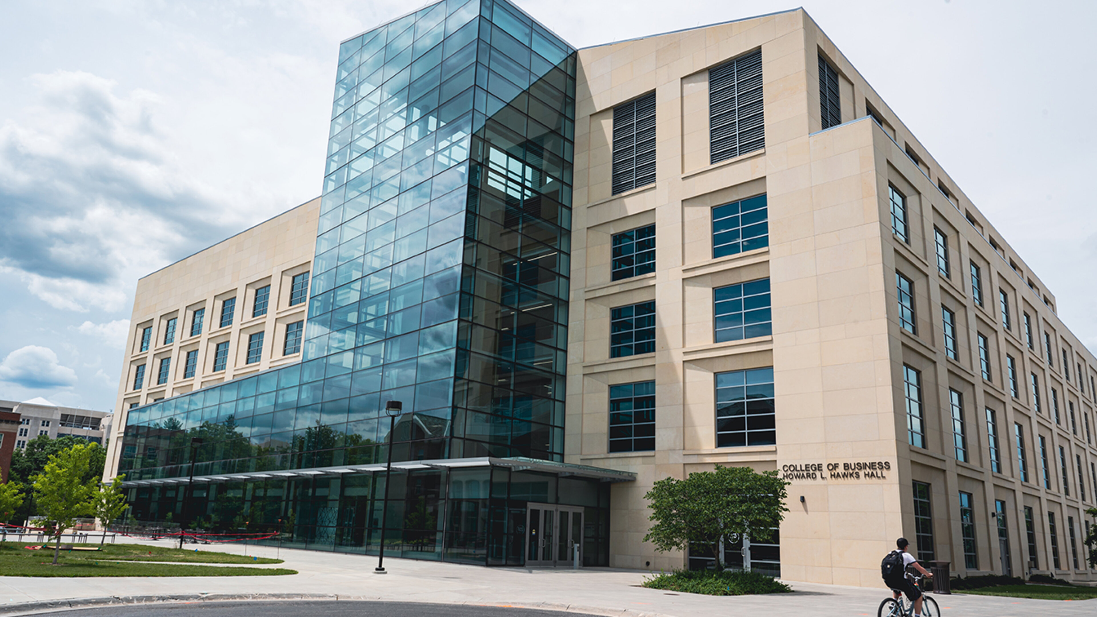 Academic Departments and Areas | College of Business | Nebraska